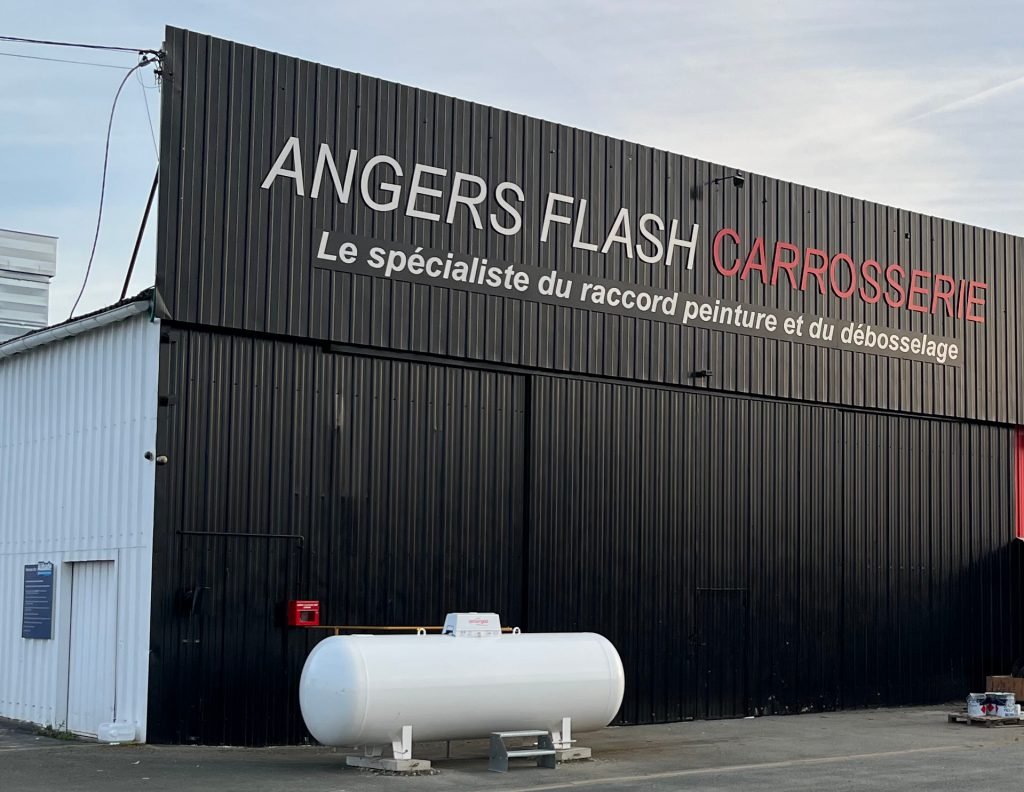 Entreprise débosselage carrosserie Angers, Laval, Mayenne - Angers ...